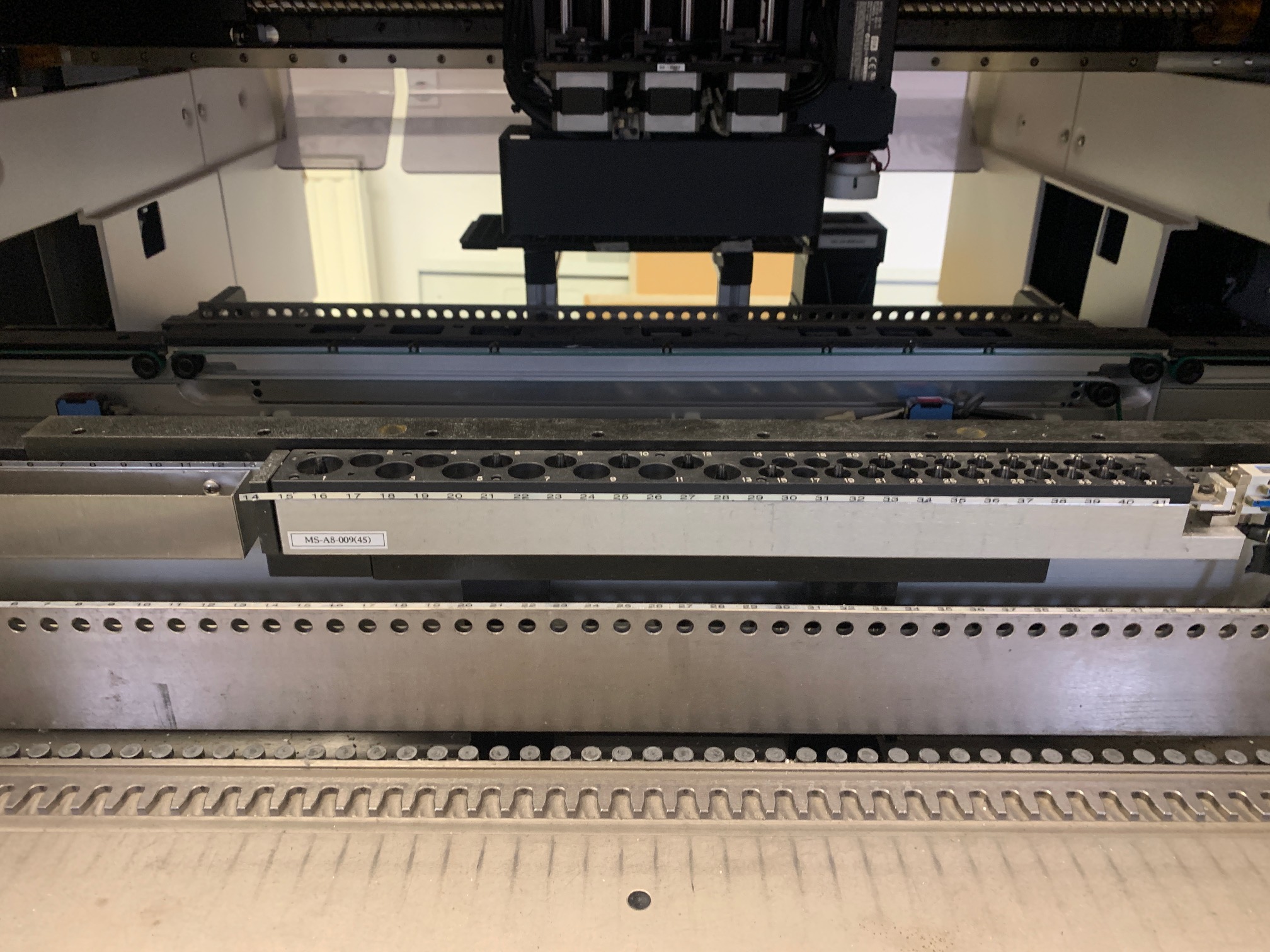 Samsung CP45FV stroj za vstavljanje SMT komponent (Pick and Place)